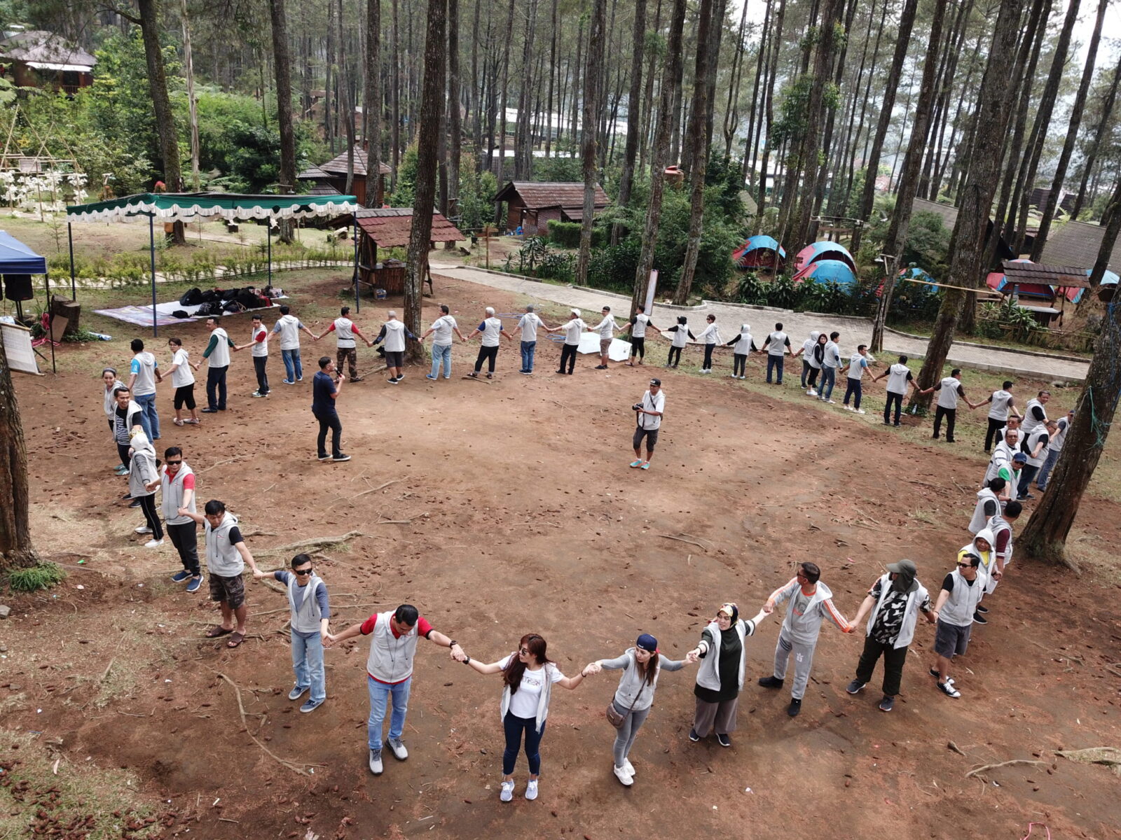 Program Team Building - EVENT ORGANIZER OUTBOUND