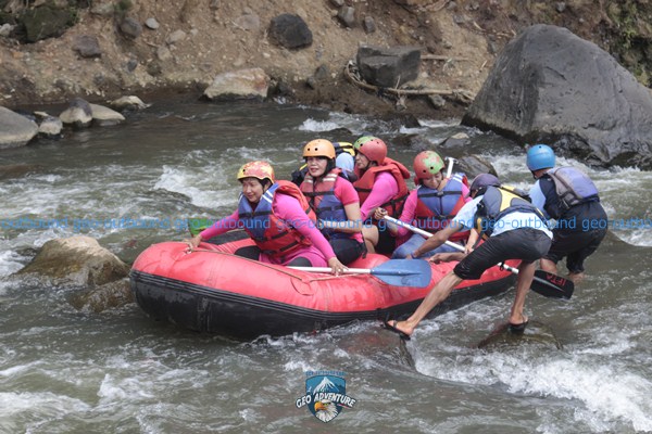 FUN RAFTING BANDUNG SMABA PK POLRI - EVENT ORGANIZER OUTBOUND